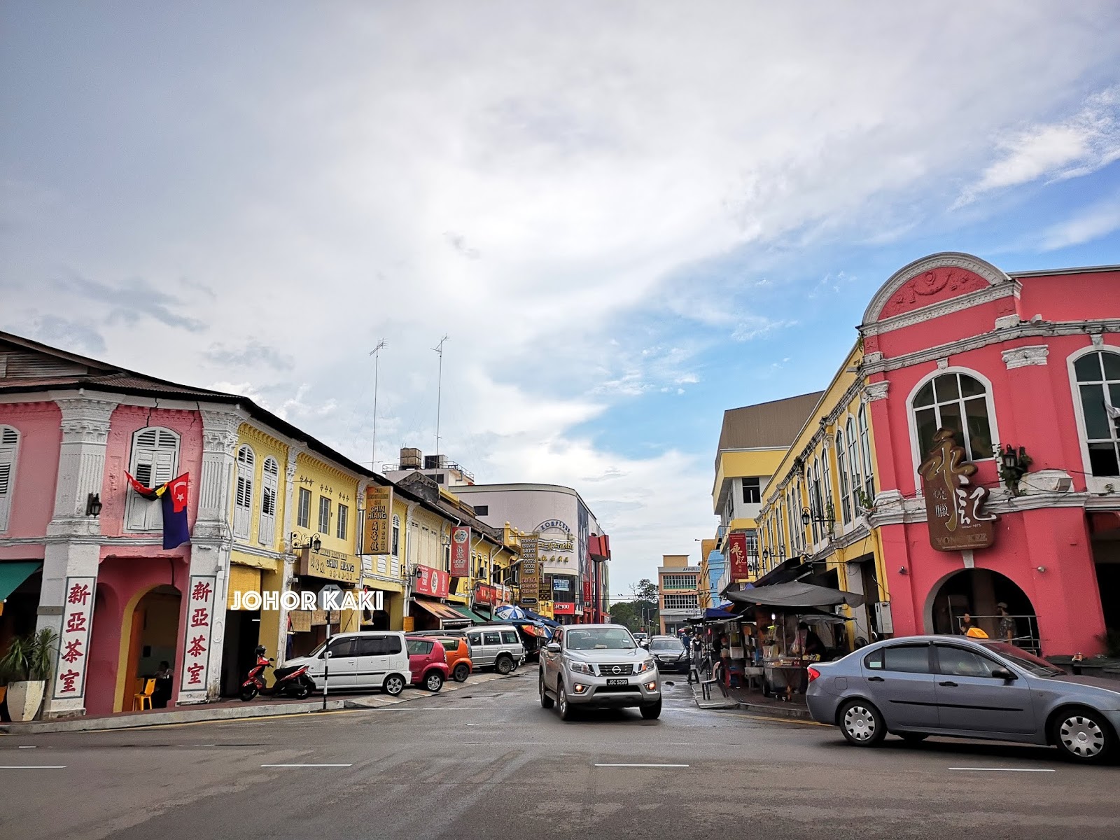 Muar Glutton Street Food Stalls, Johor 麻坡贪吃街 |Tony Johor Kaki Travels ...