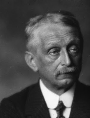 Exoplanetas Habitables: El descubrimiento de Kapteyn b y c