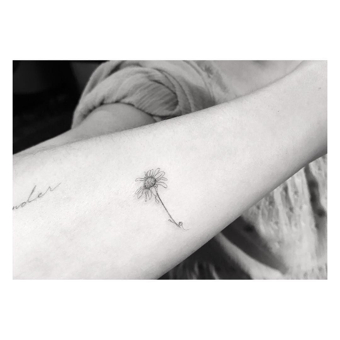 New Picture of Dakota's new tattoo posted by Doctor Woo (Sept. 18th ...