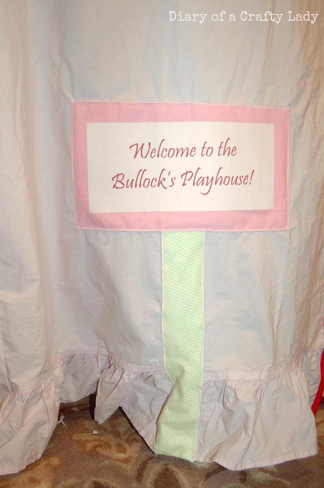 Diary of a Crafty Lady: Sheet Fort - Over the Table