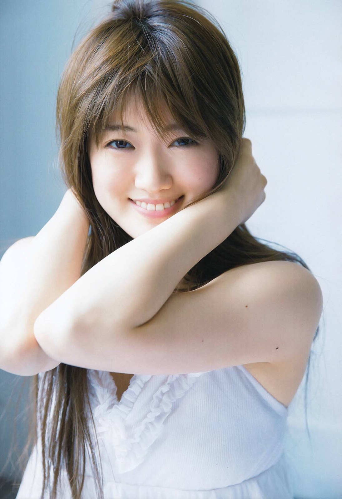 Nao Kanzaki and a few friends: Nogizaka46: 2016 magazine scans #40