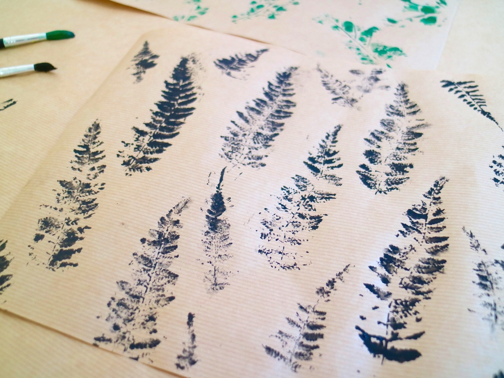DIY Leaf Print Mini Journal | The Freckled Fieldnotes