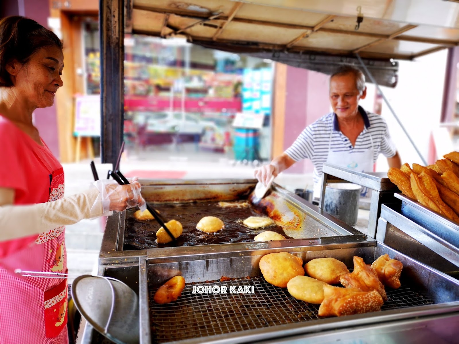 Muar Glutton Street Food Stalls, Johor 麻坡贪吃街 |Tony Johor Kaki Travels ...