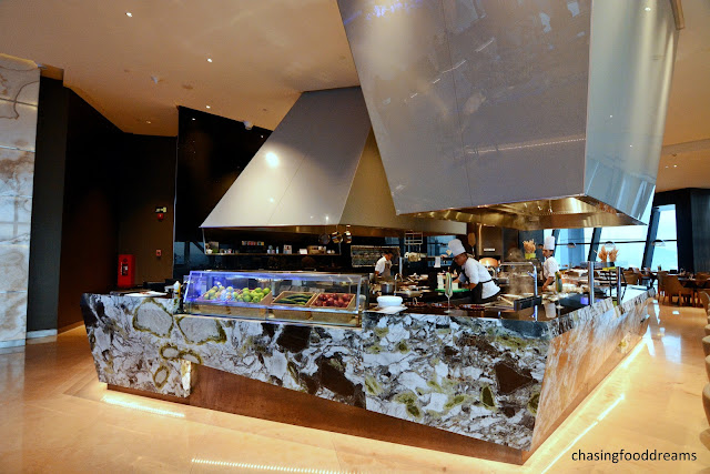 CHASING FOOD DREAMS: TRACE Restaurant and Bar @ Element Kuala Lumpur