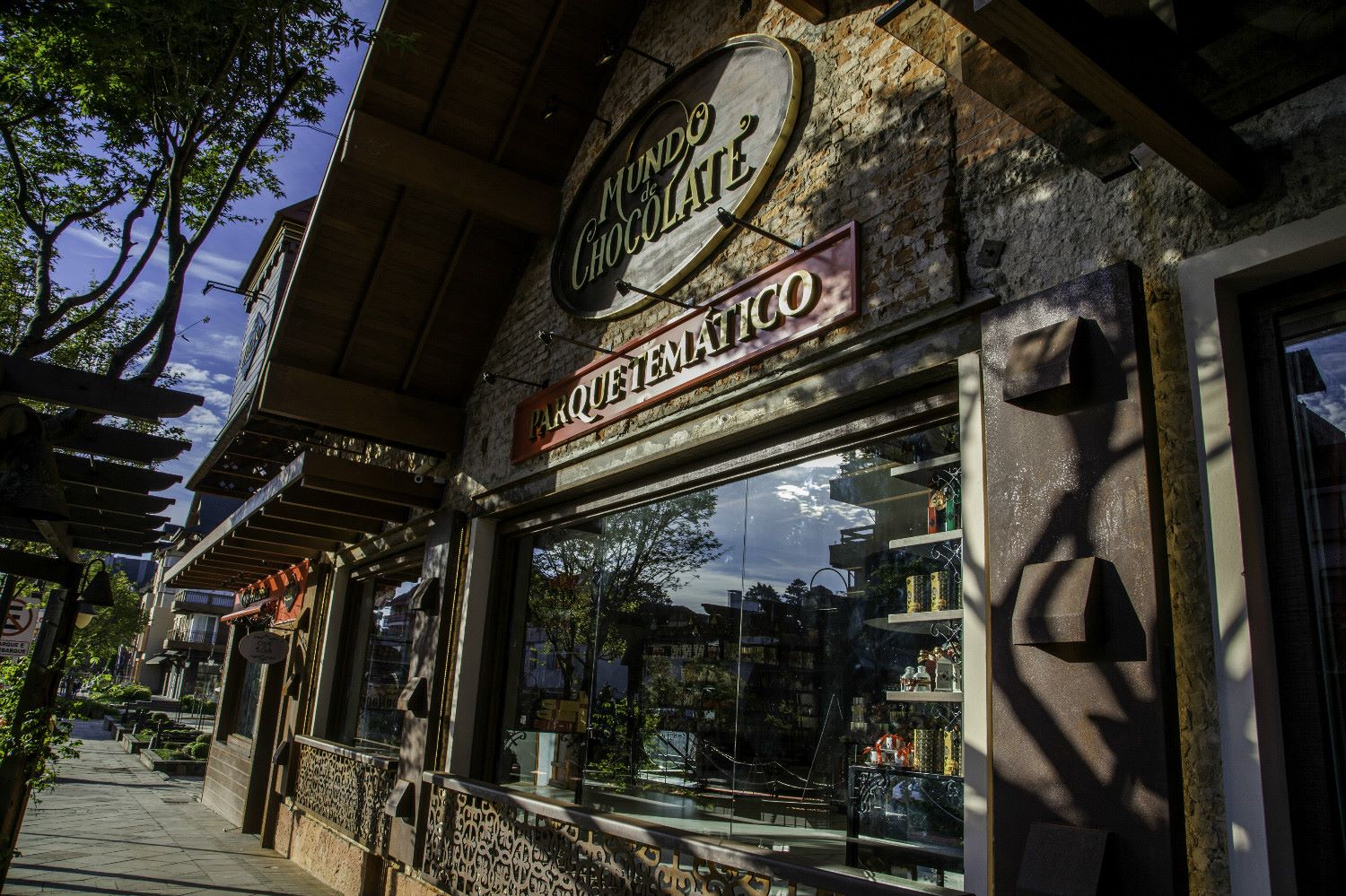 Display Recomenda: Mundo de Chocolate: viaje o mundo através de chocolate