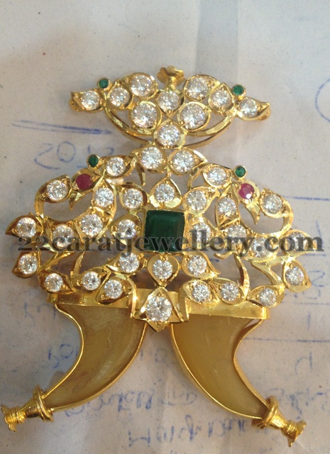 Stylish Stones Puligoru - Jewellery Designs