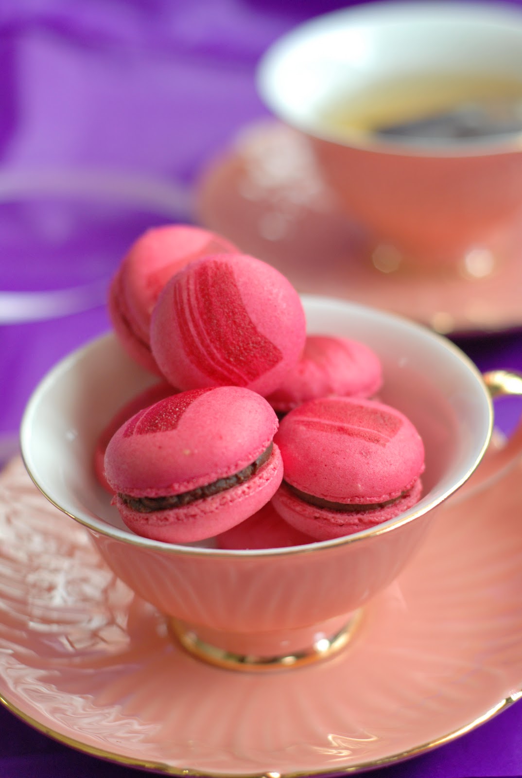Sweets and Loves: Pink Peppermint Macarons for the New Year!