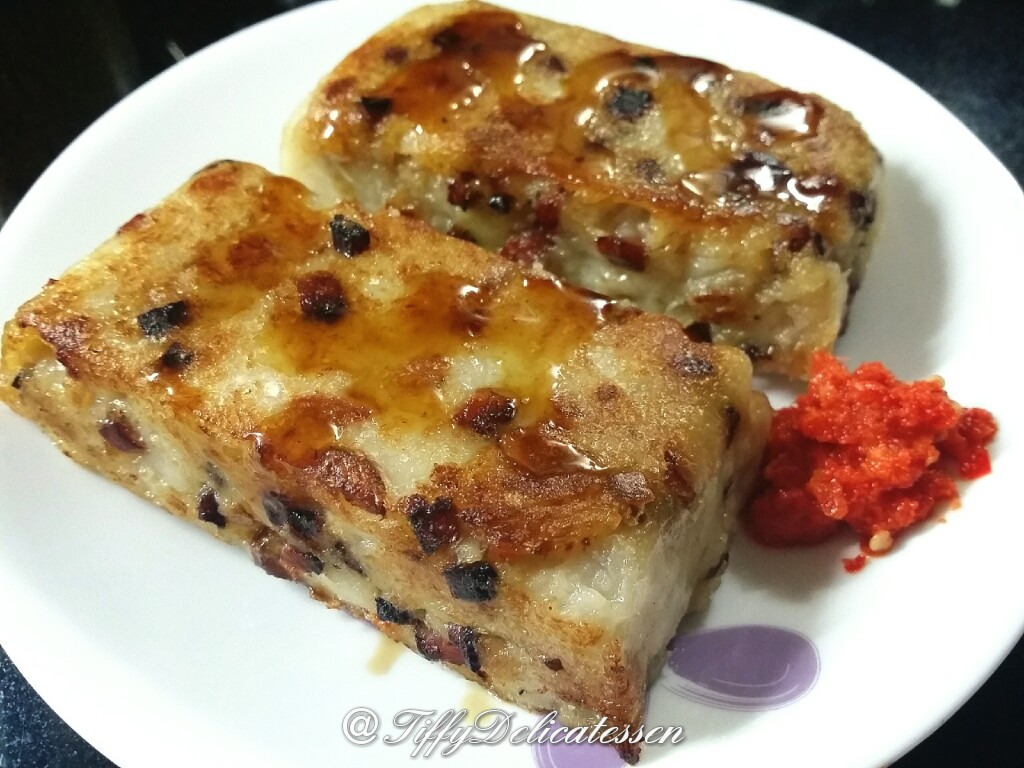 Tiffy Delicatessen: Steamed Radish Cake 萝卜糕