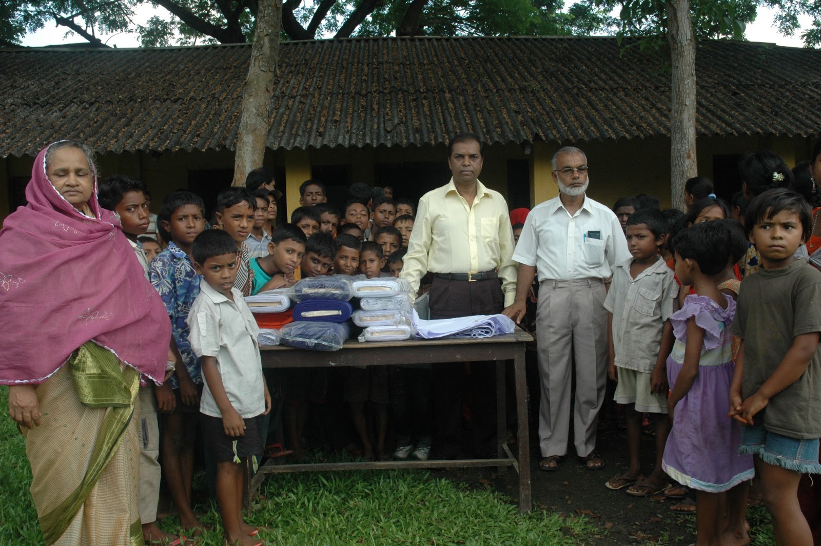 Photo Gallery: Humanitarian Activities