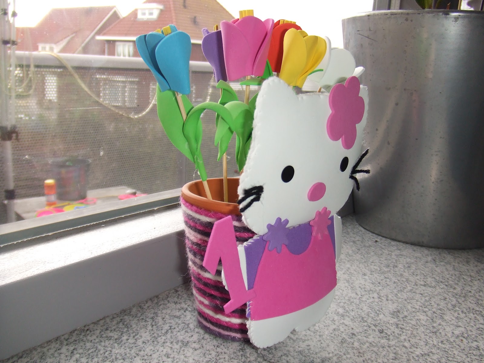 CristyLatina Algunas Cositas Mias ...♥ : Florero de Hello Kitty , para ...