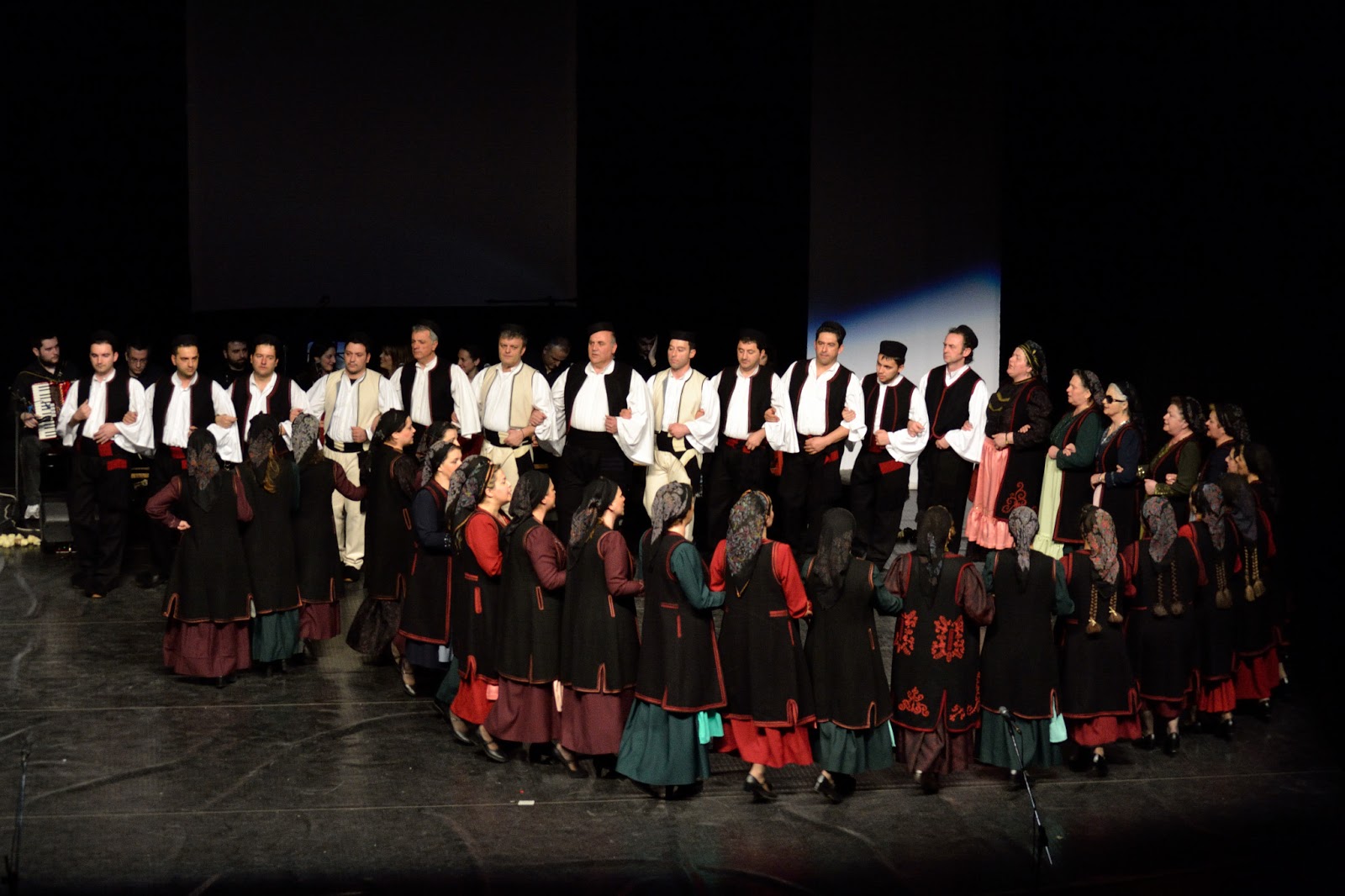 Φεβρουαρίου 2013 ~ Ηπειρώτικη Παράδοση X.O.X