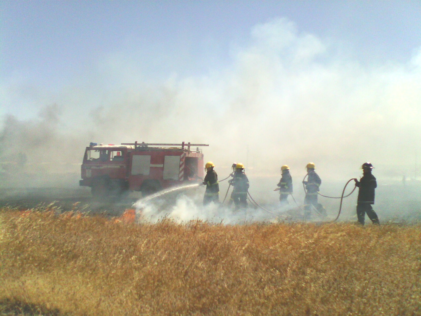 INCENDIO DE PASTIZAL EN VILLA EL PROGRESO PUSO EN ALERTA A BOMBEROS DE ... INCENDIO DE PASTIZAL EN VILLA EL PROGRESO PUSO EN ALERTA A BOMBEROS DE ...