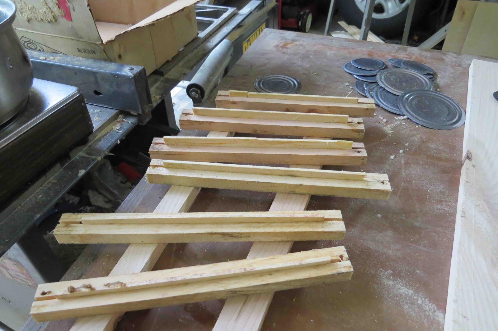 Beech House: Making a log bee hive