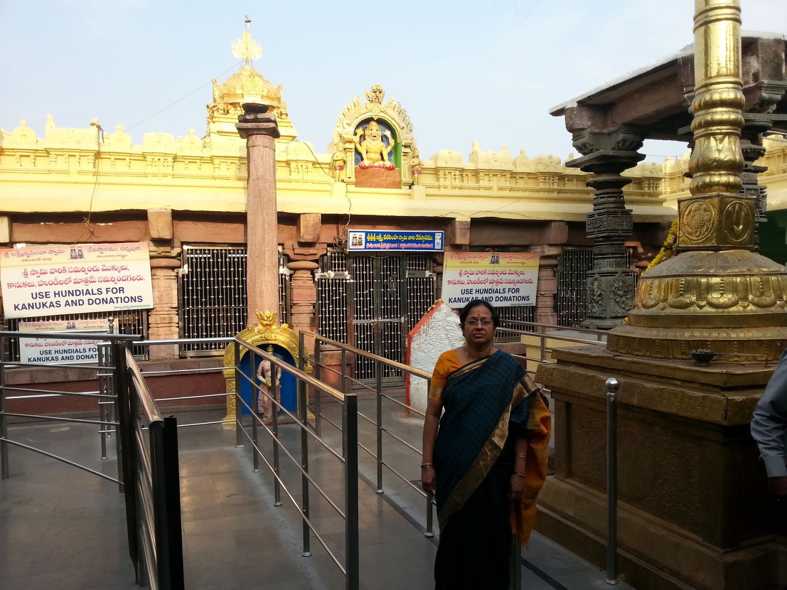 Raghu's column!: Sri Lakshmi Narasimha Swamy Temple, Dharmapuri.