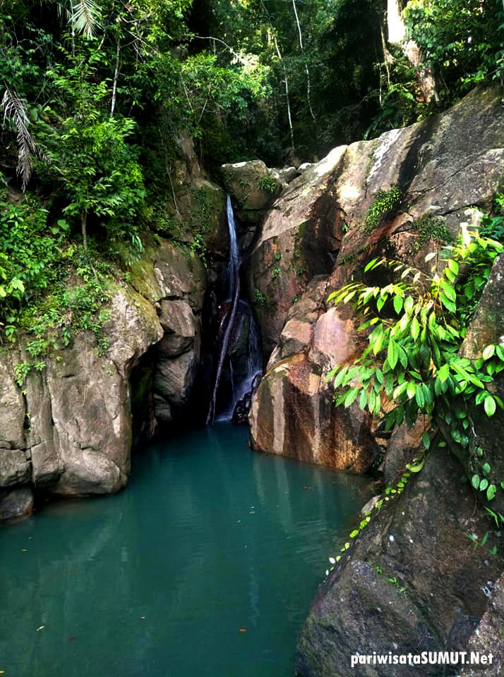 Air Terjun Gorbus dan Kolam Renang dengan Landskap Sibolga - Pariwisata ...