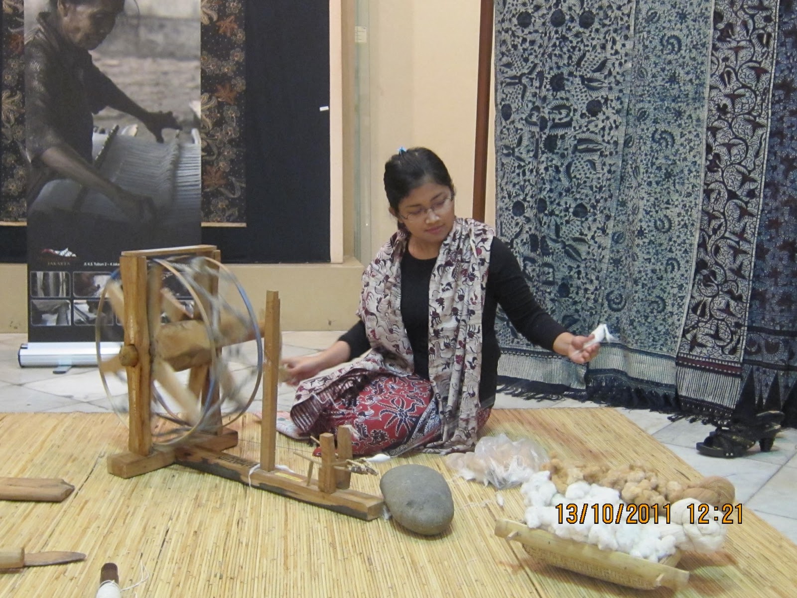 Rika's Blog: Photo Essay of Indonesian Batik