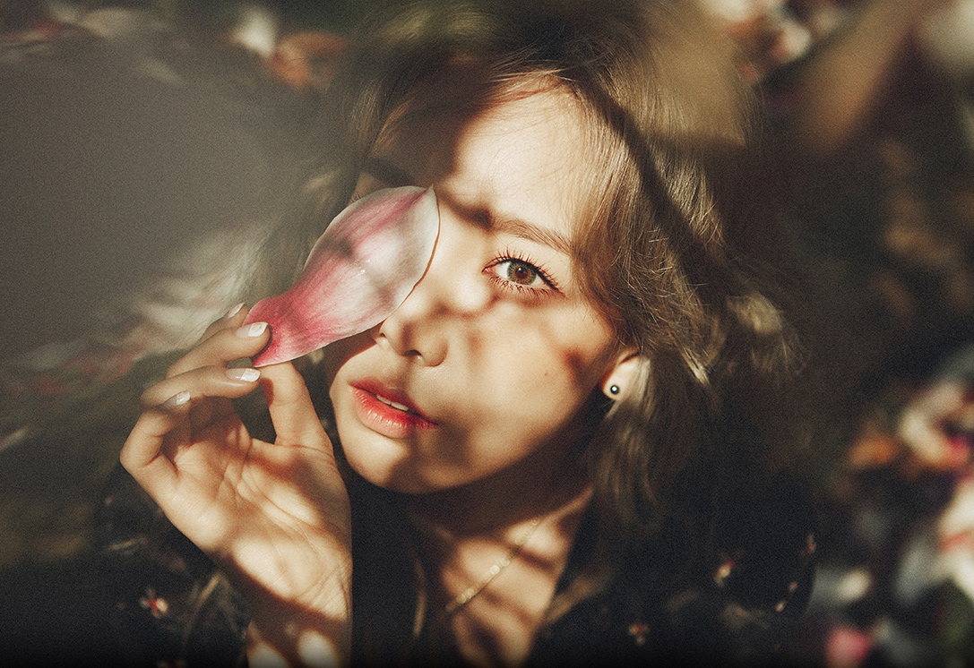 TAEYEON 1st Mini Album [ I ] BOOKLET - Prologue (8PIC) | GGPM