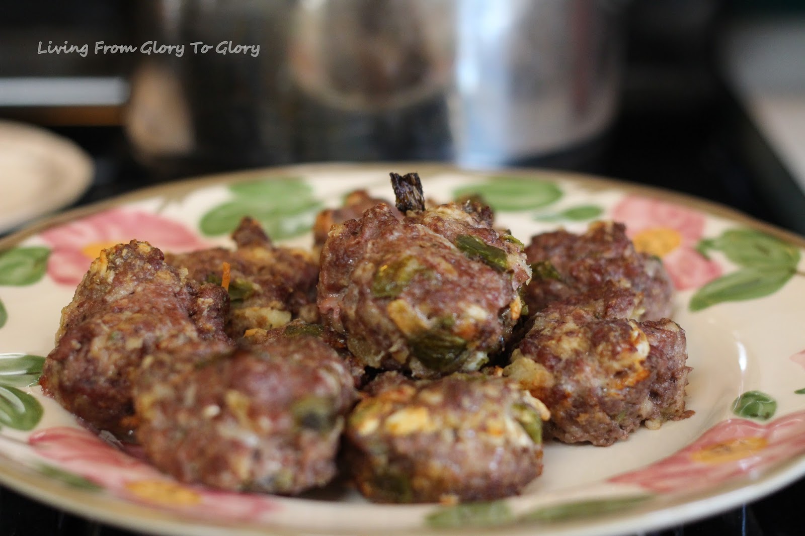 living from glory to glory: How To Make Some Marvelous Mini Meatloaves...