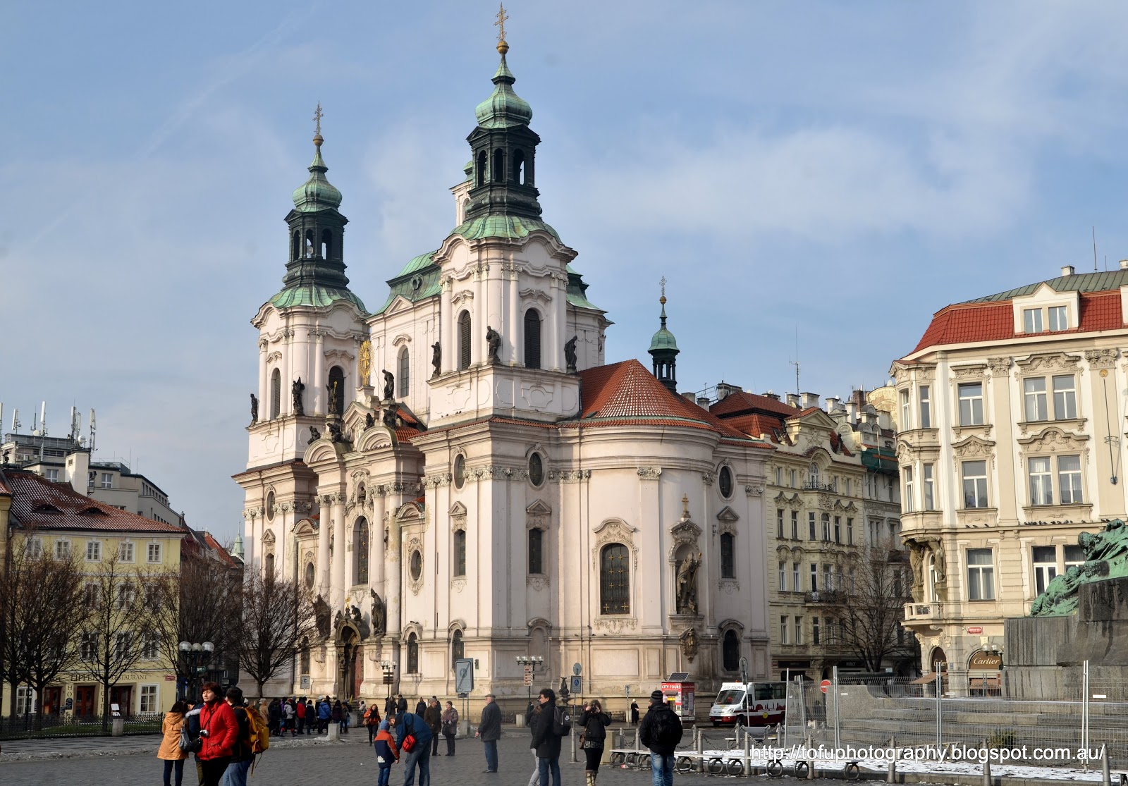Tofu Photography: Church of St Nicholas in Prague, Czech Republic
