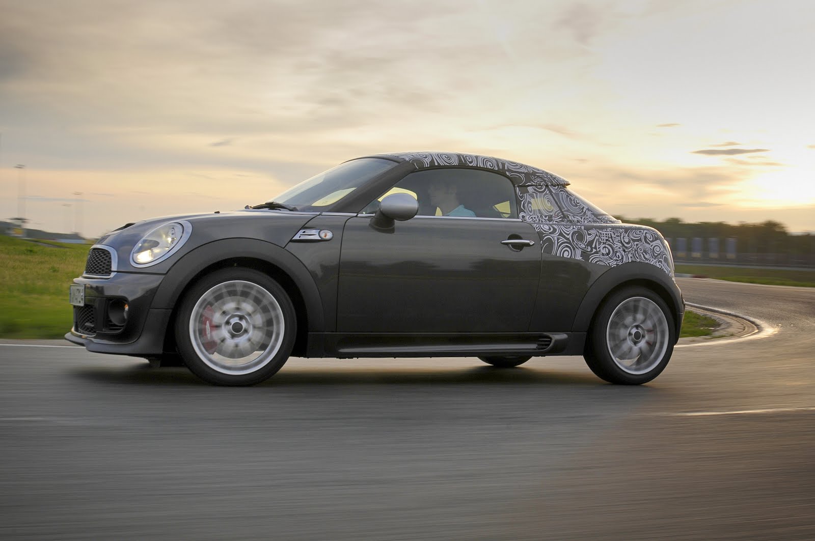 Irish Car+Travel Magazine: Mini Coupe is first Mini 2-seater