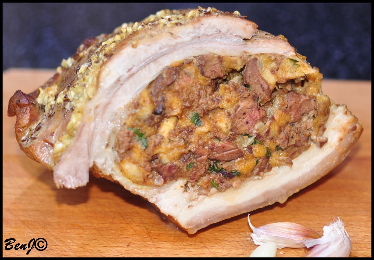 s varechou v ruke: plnený pečený bôčik