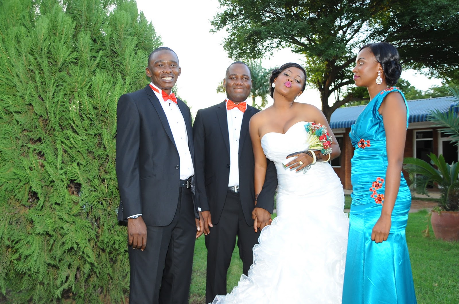 Twende Harusini: NAKSHI SIKU YA HARUSI YAKO NI MUHIMU SANA