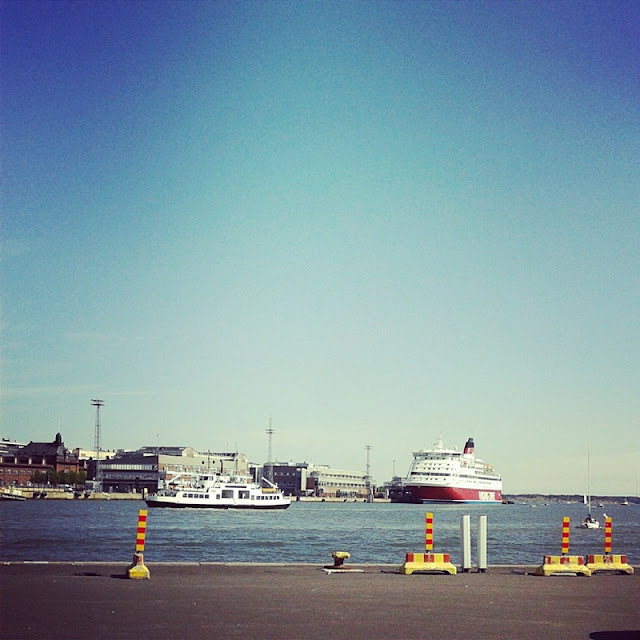 MicroCosmos: insta Finland