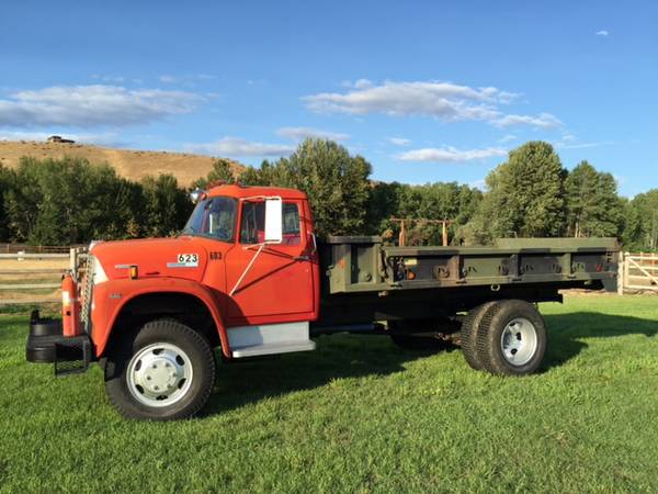 International Loadstar 4x4 Truck - 4x4 Cars