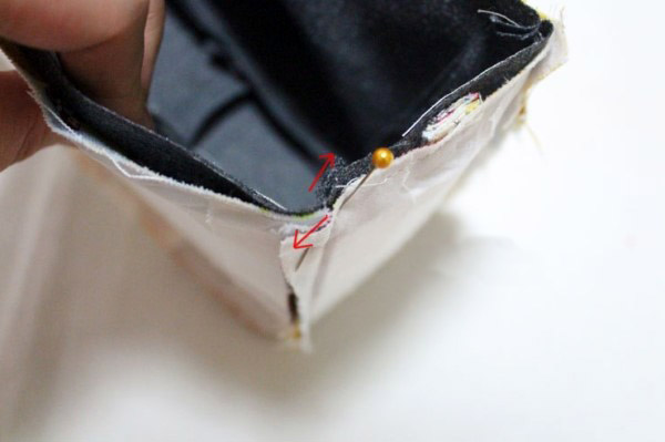 A small bag with hand strap Picture Tutorial ~ DIY Tutorial Ideas!