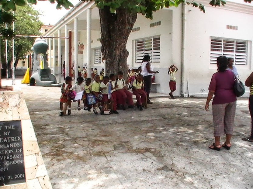 SXM SCHOOLS blogs judith roumou: the oranje school frontstreet st maarten.