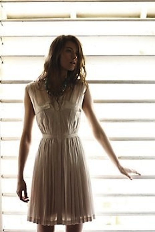 Cheeky Chic: Pin Thin Pleats...