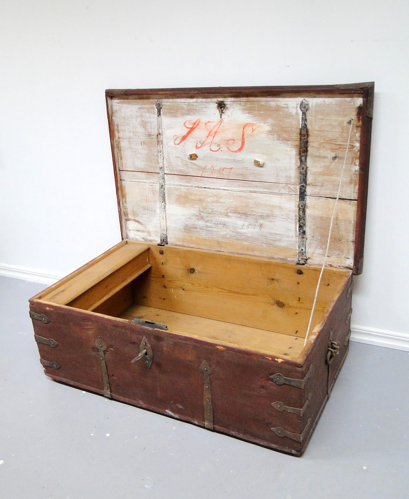 Bevara Bloggen: Amerika koffert - perfekt som soffbord