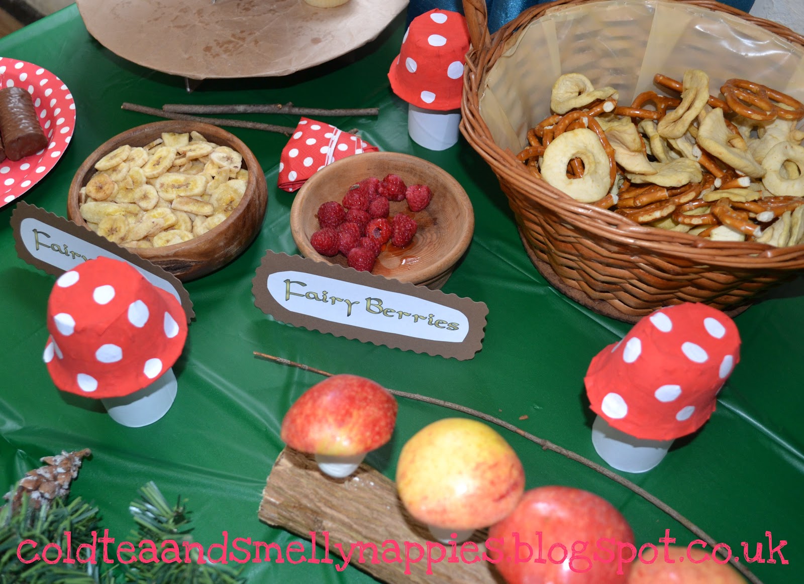 Cold Tea and Smelly Nappies!: Enchanted Forest Party
