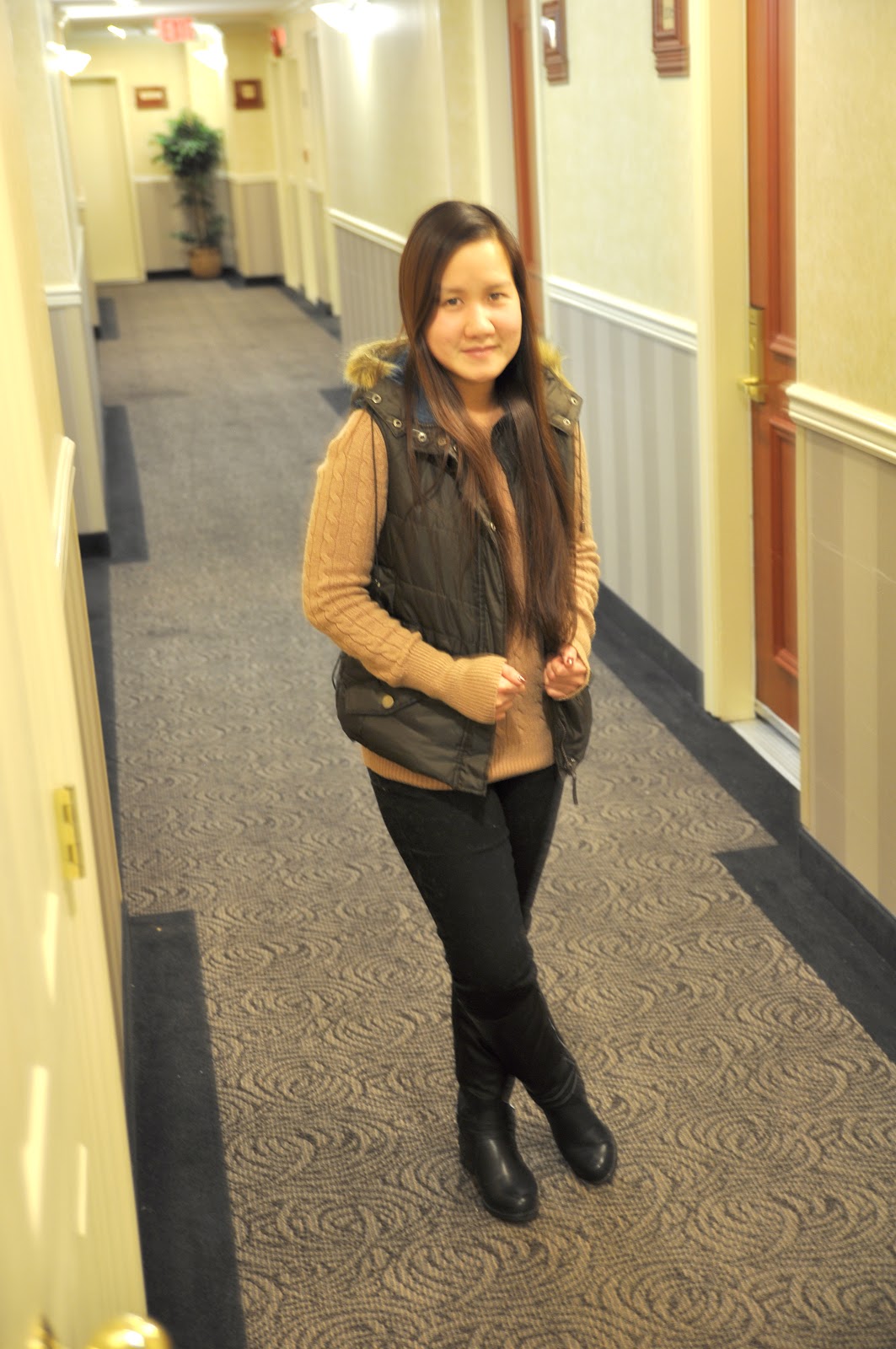 Cheeky Petite: OOTD: Riding boots