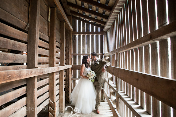 Hillary & Nic’s Fall Wedding at Lime Springs Farm