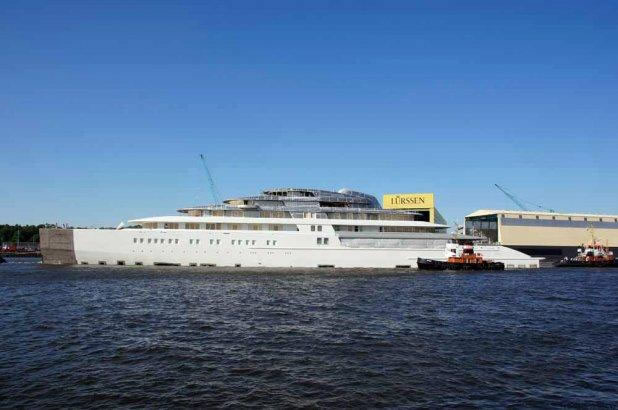 OddFuttos, When The Photos Speak: Azzam, The World's Largest Yacht ...