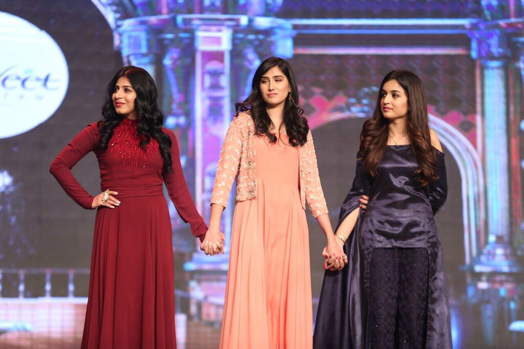 Hira Khan is crowned as the new Miss Veet Pakistan