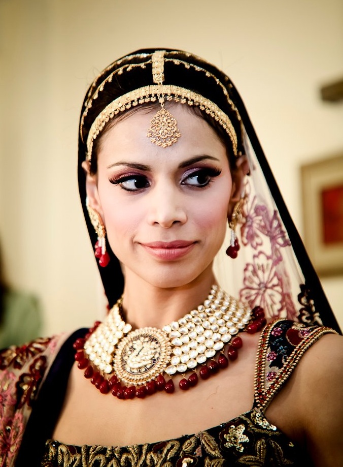 Red Carpet Wedding: Kunal Nayyar and Neha Kapur - Red Carpet Wedding