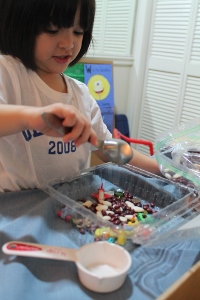 DIY 'Find it' style game for lil kids | Piwi Kids