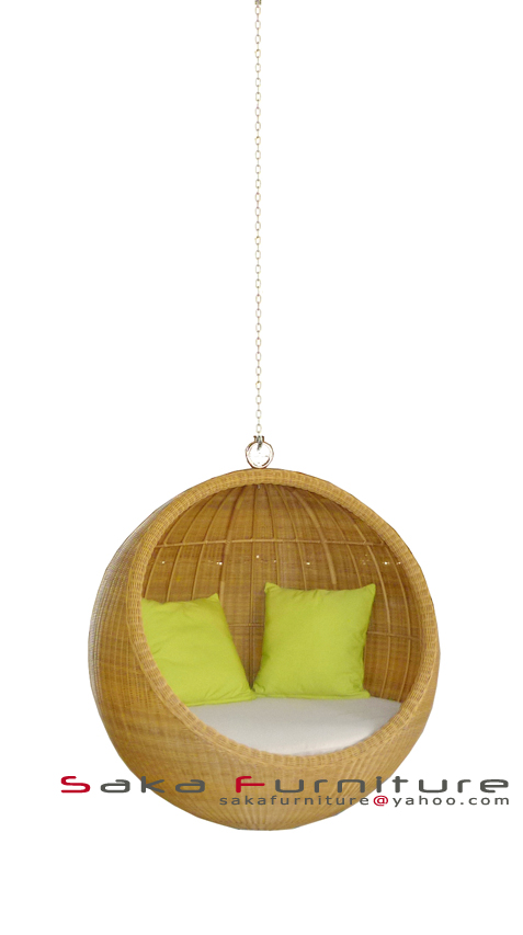 SAKA OUTDOOR: Round Hanging Chair