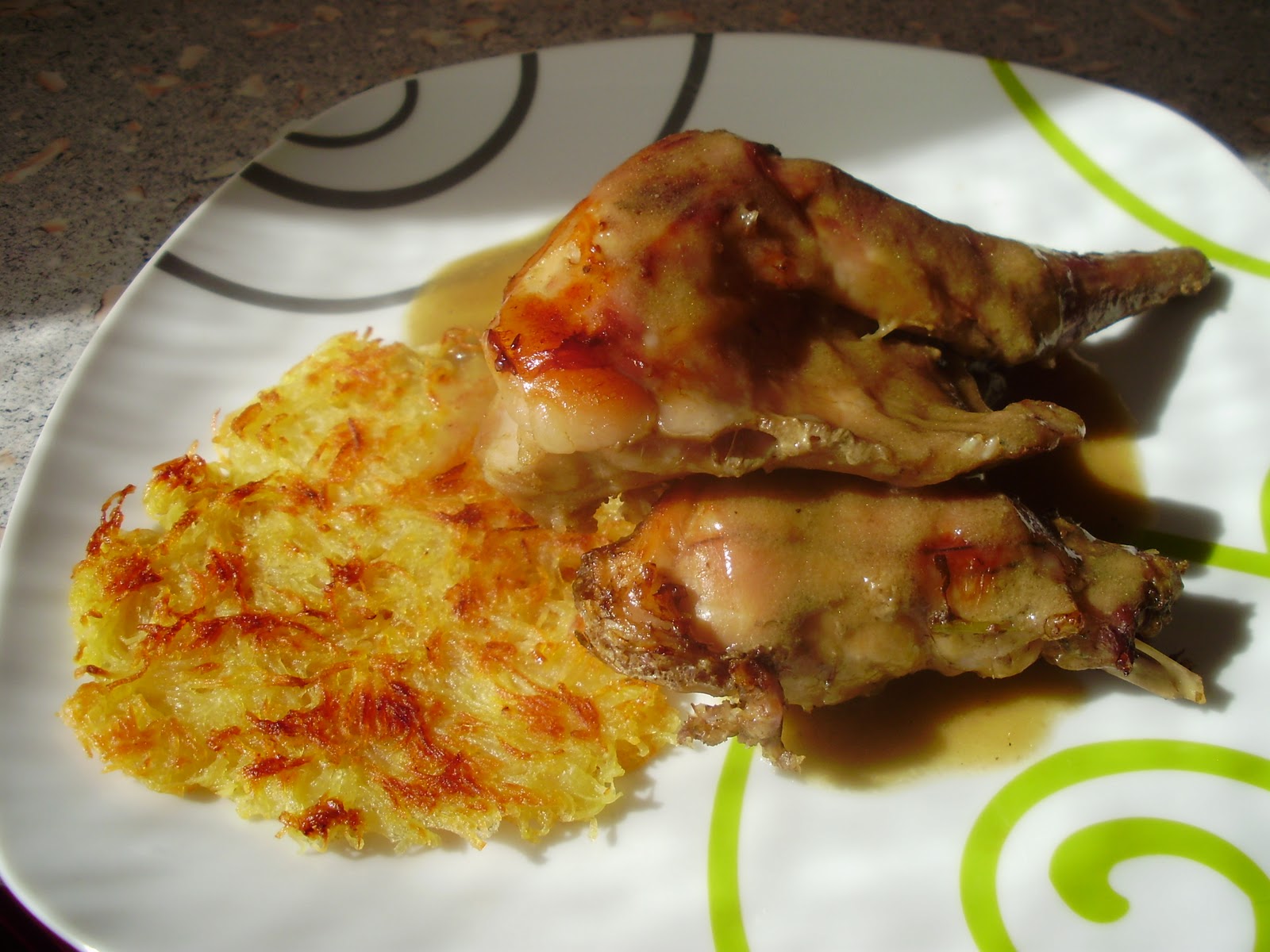 CONEJO ASADO CON TORTITA DE PATATA | Palentina