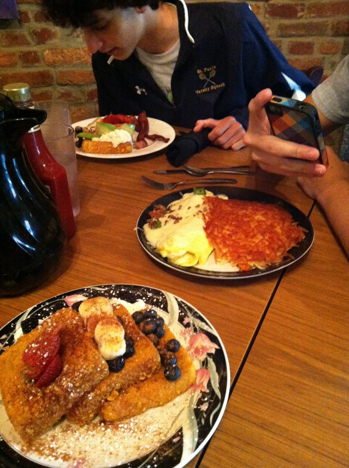 The Hungry Crusader: Blue Moon Cafe