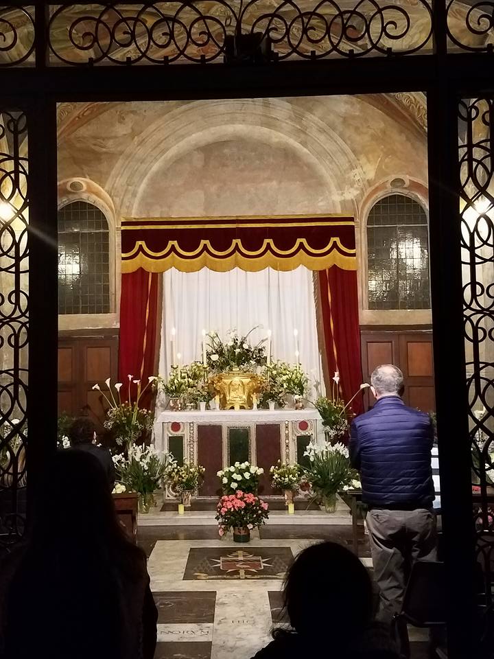 Senza Pagare: Altares do Santíssimo Sacramento em Roma