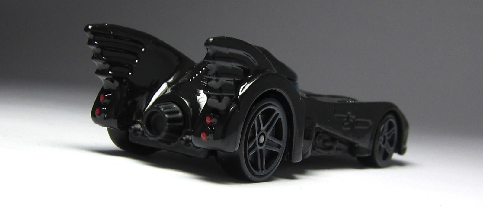 Best Motorcycle 2014: First Look: Hot Wheels Batmobile (Michael Keaton ...