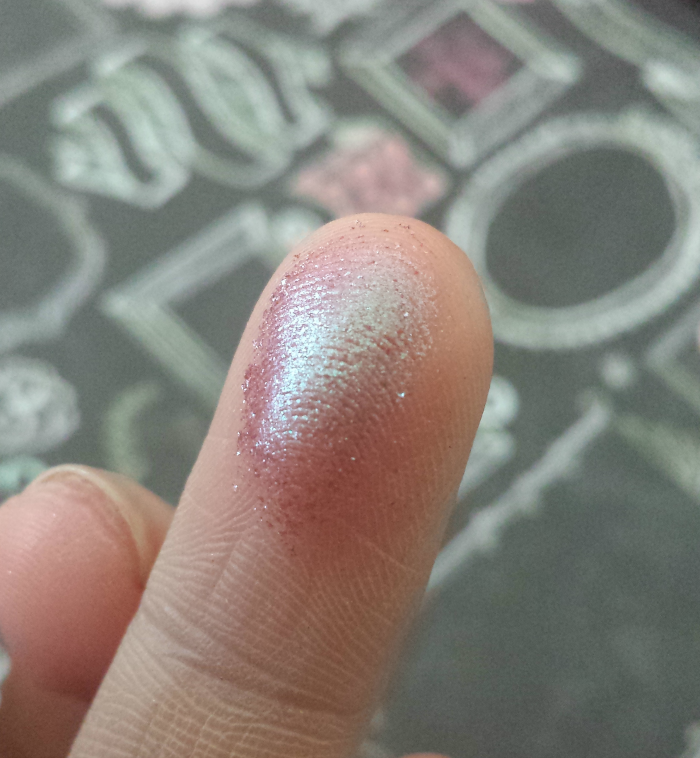 FOTD | Outta This World: featuring Urban Decay Moondust Eyeshadow in ...