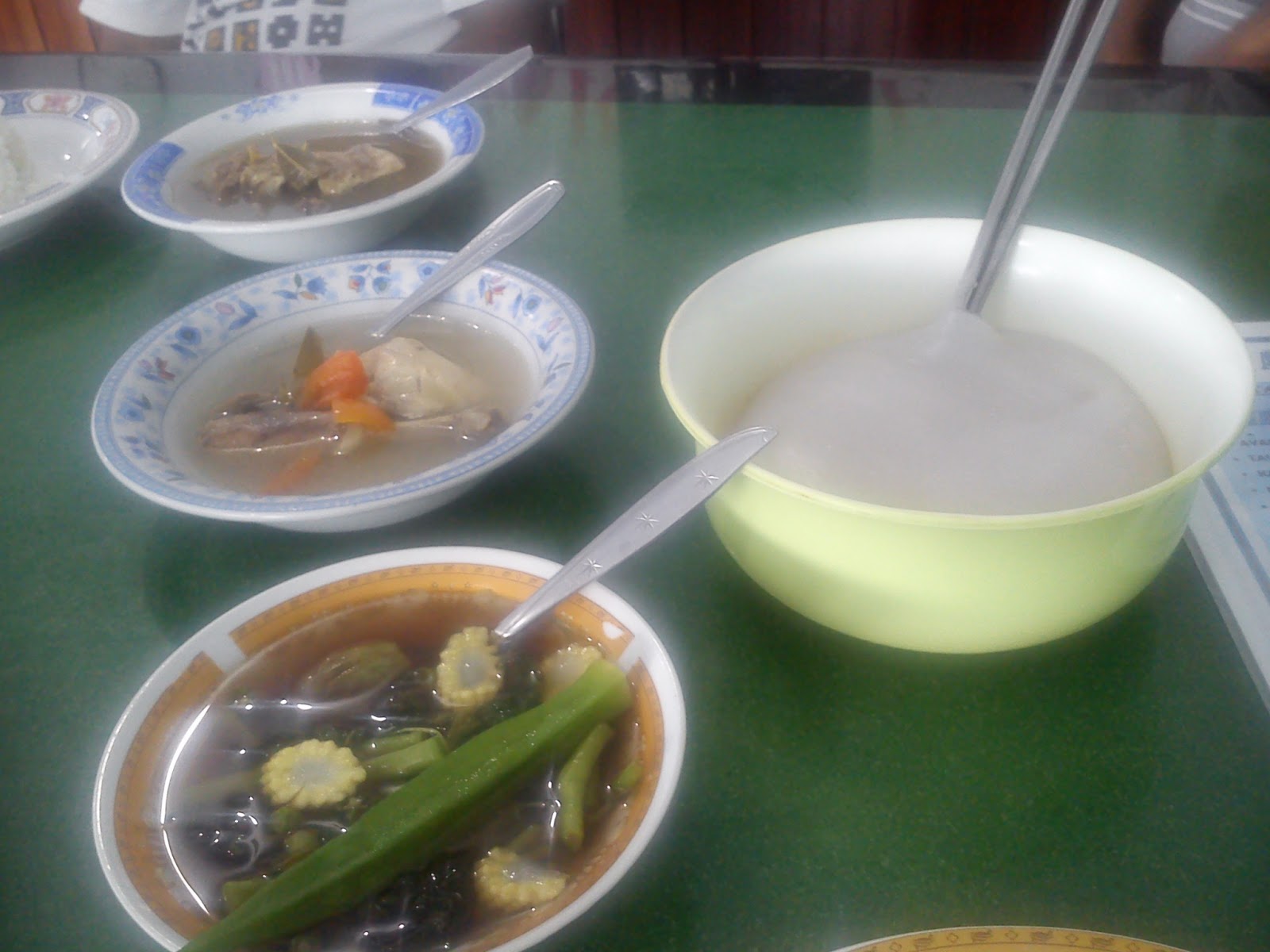 Sobhlasta: Sinonggi Ayam Tawaoloho