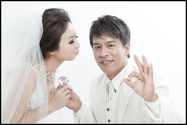 Kaye and Egbert: 加挑的婚紗電子檔 無修片