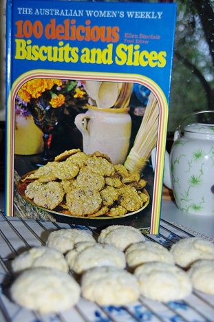 Homespun bliss: Baking bikkies