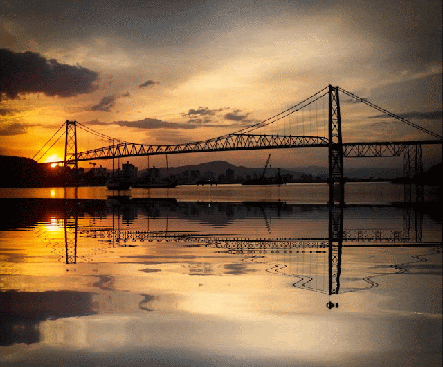 SÓ GIFs. ╬╬ ╬╬ ╬╬ ╬╬ ╬╬ : Ponte Hercílio Luz - Florianópolis - SC.