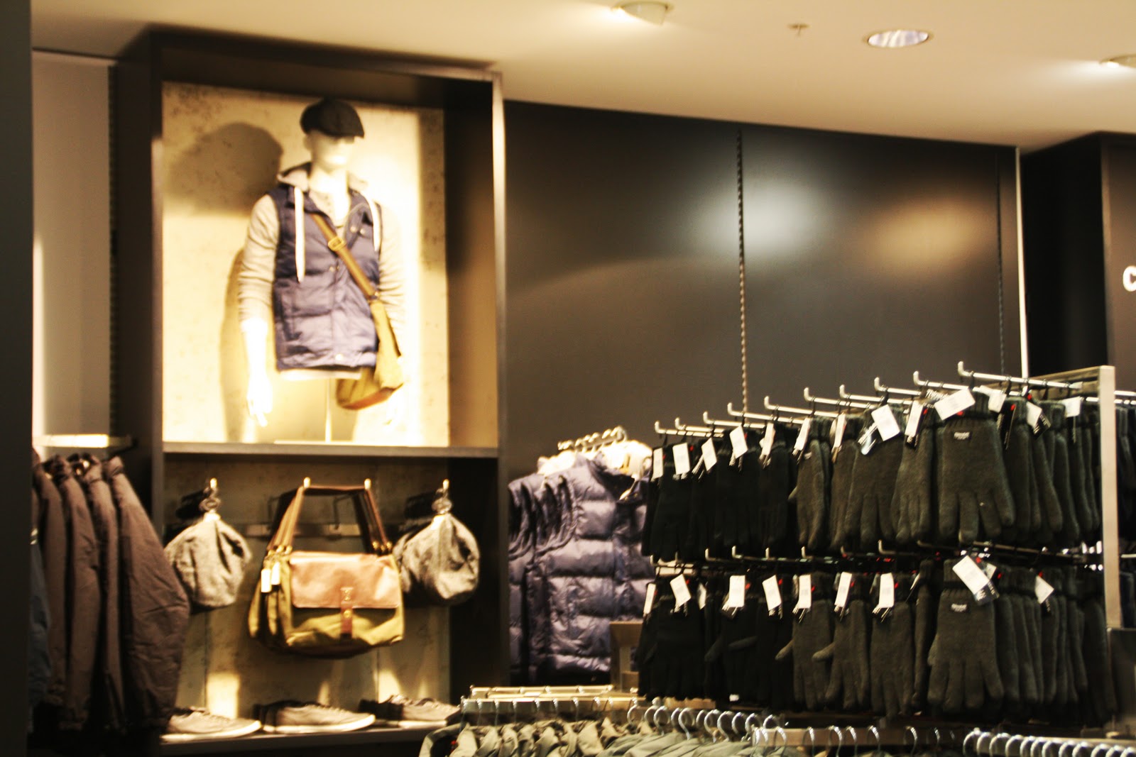 Adrien Loren: Apertura Primark en la Illa Diagonal! Ponte Guapa, Paga ...